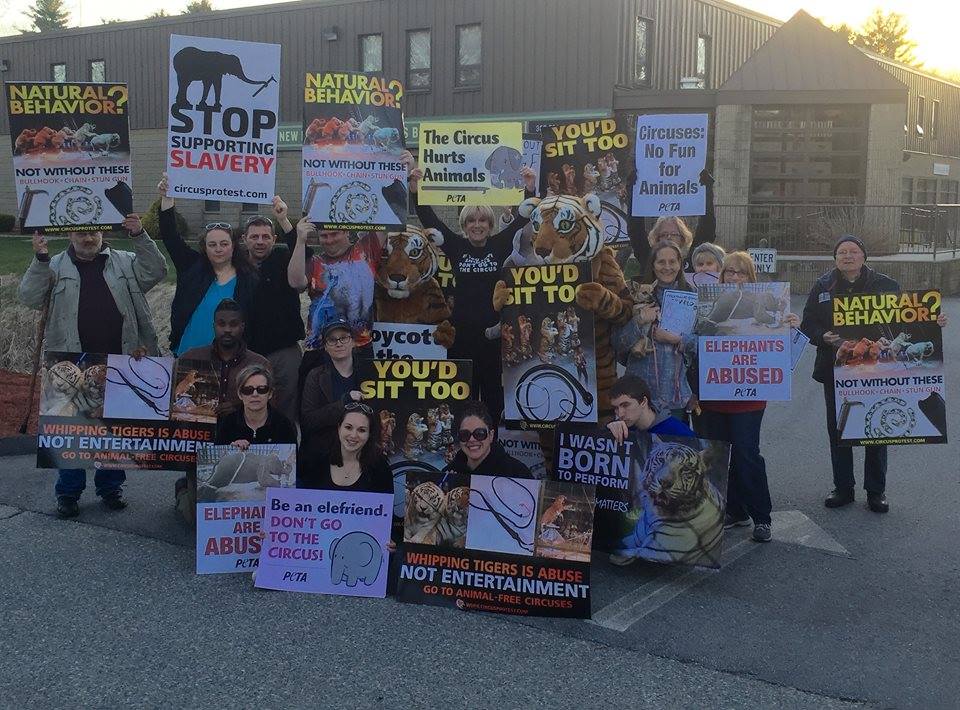PHOTO OF THE DAY: Protest At Shriners Carnival Over Treatment Of ...